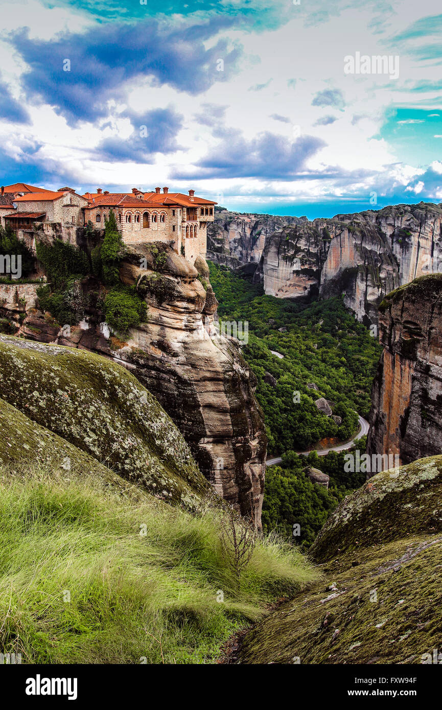 Monasteries on rock top hi-res stock photography and images - Alamy