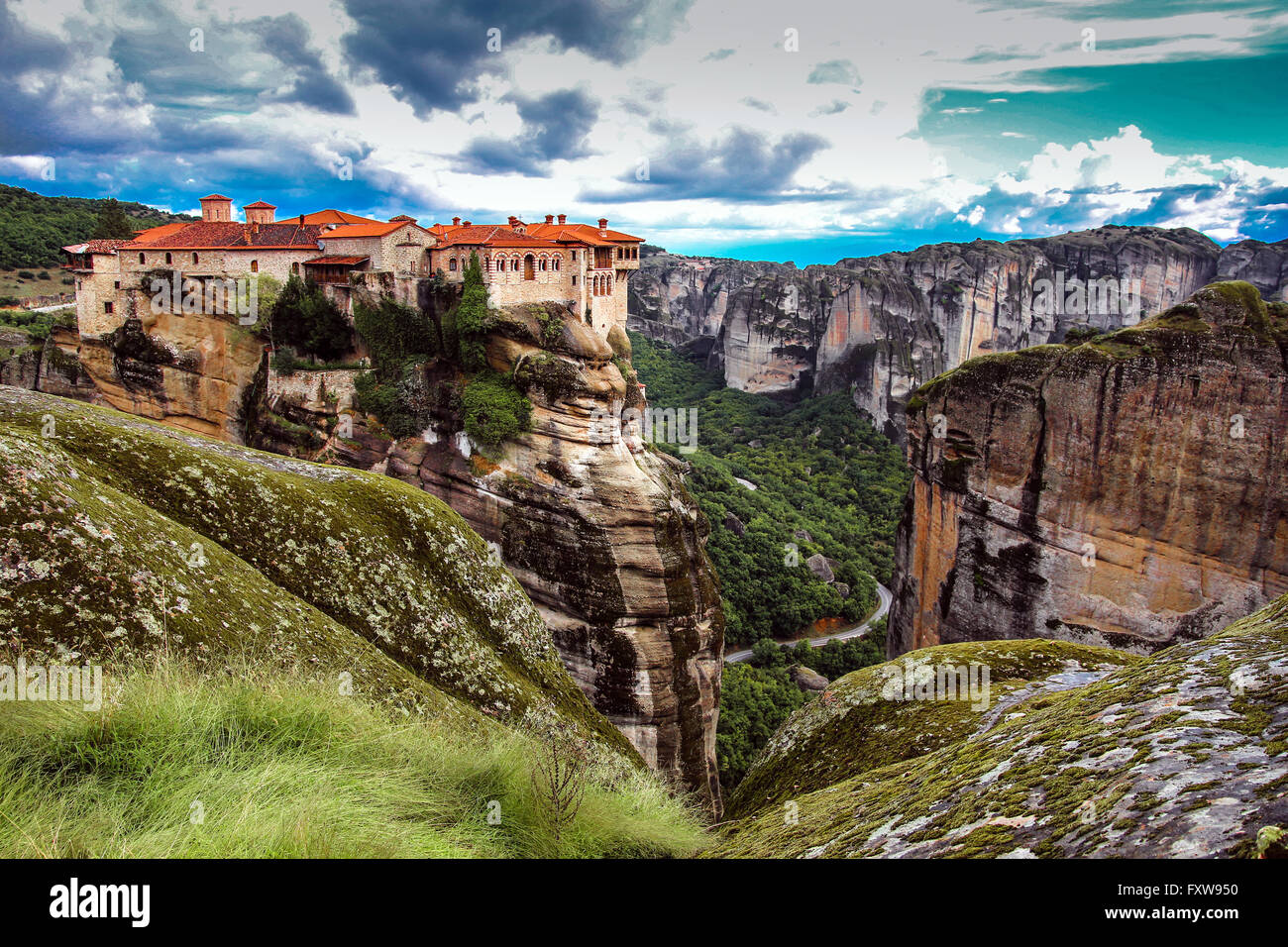 Monasteries on rock top hi-res stock photography and images - Alamy