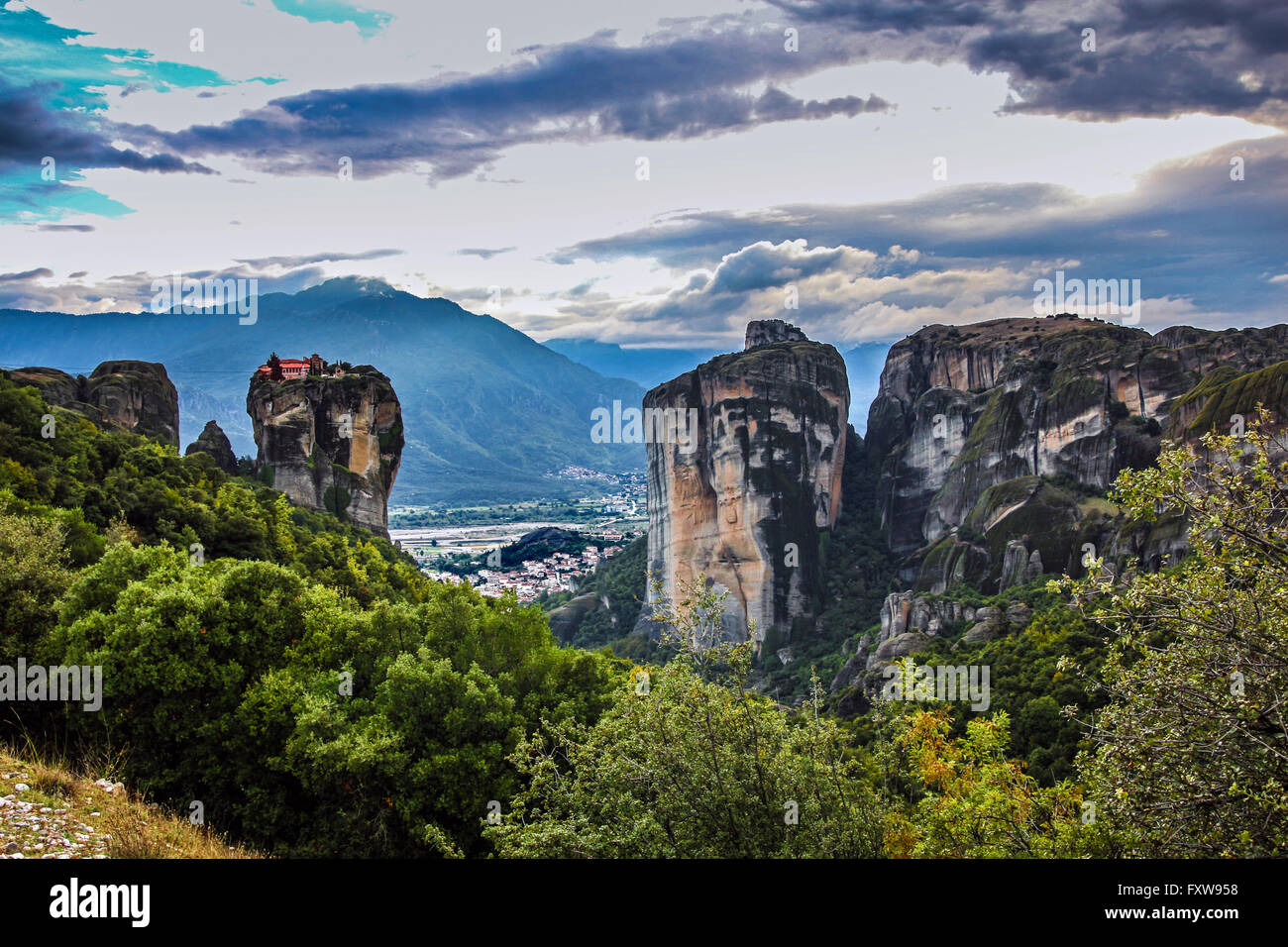 Monasteries on rock top hi-res stock photography and images - Alamy