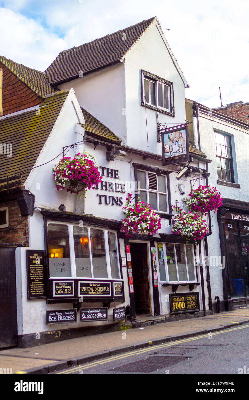 The three tuns york hi-res stock photography and images - Alamy