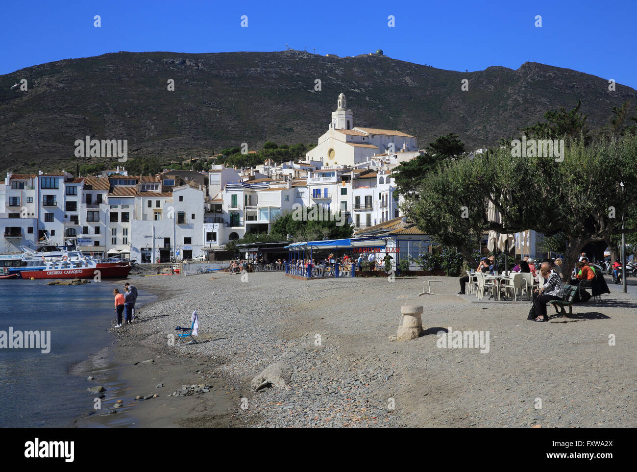 Cadaques beach hi-res stock photography and images - Alamy