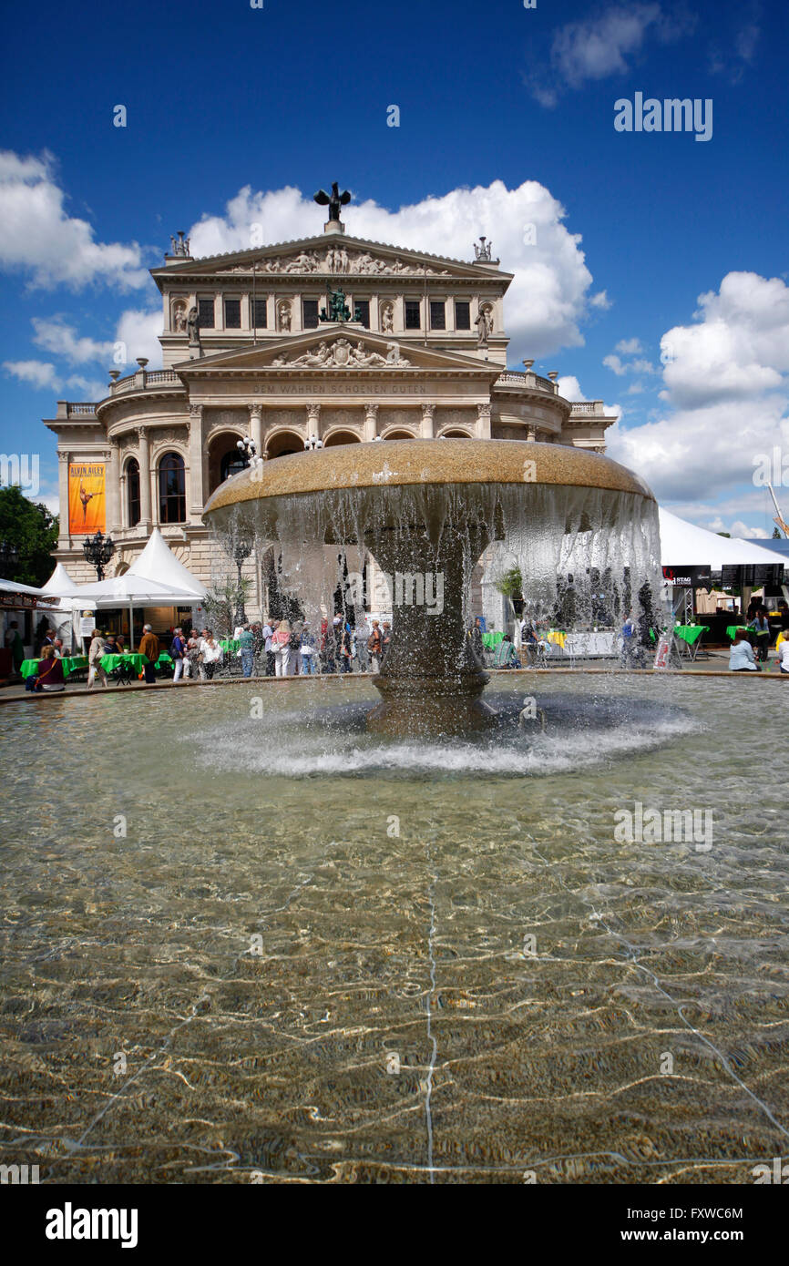FOUNTAIN & OLD (ALTE ) OPERA HOUSE OPERNPLATZ SQUARE FRANKFURT GERMANY ...