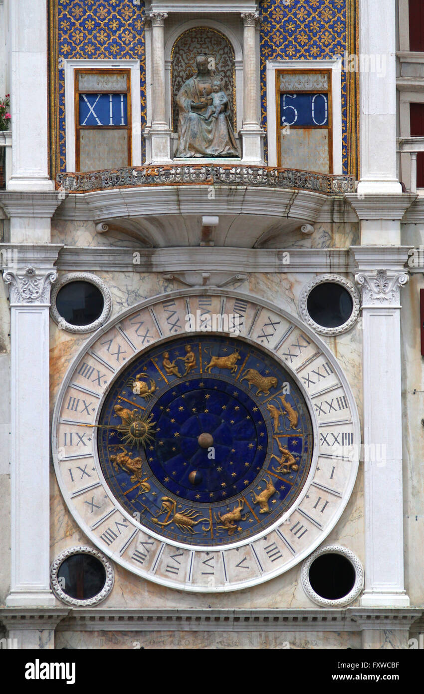St marks clock hi-res stock photography and images - Alamy