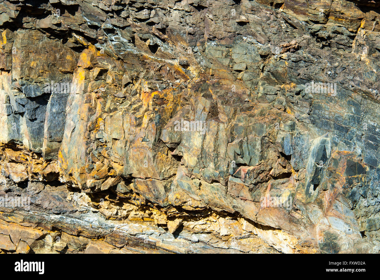 Details of rock layers in the quarry at Borg in Düdinghausen Hagen ...