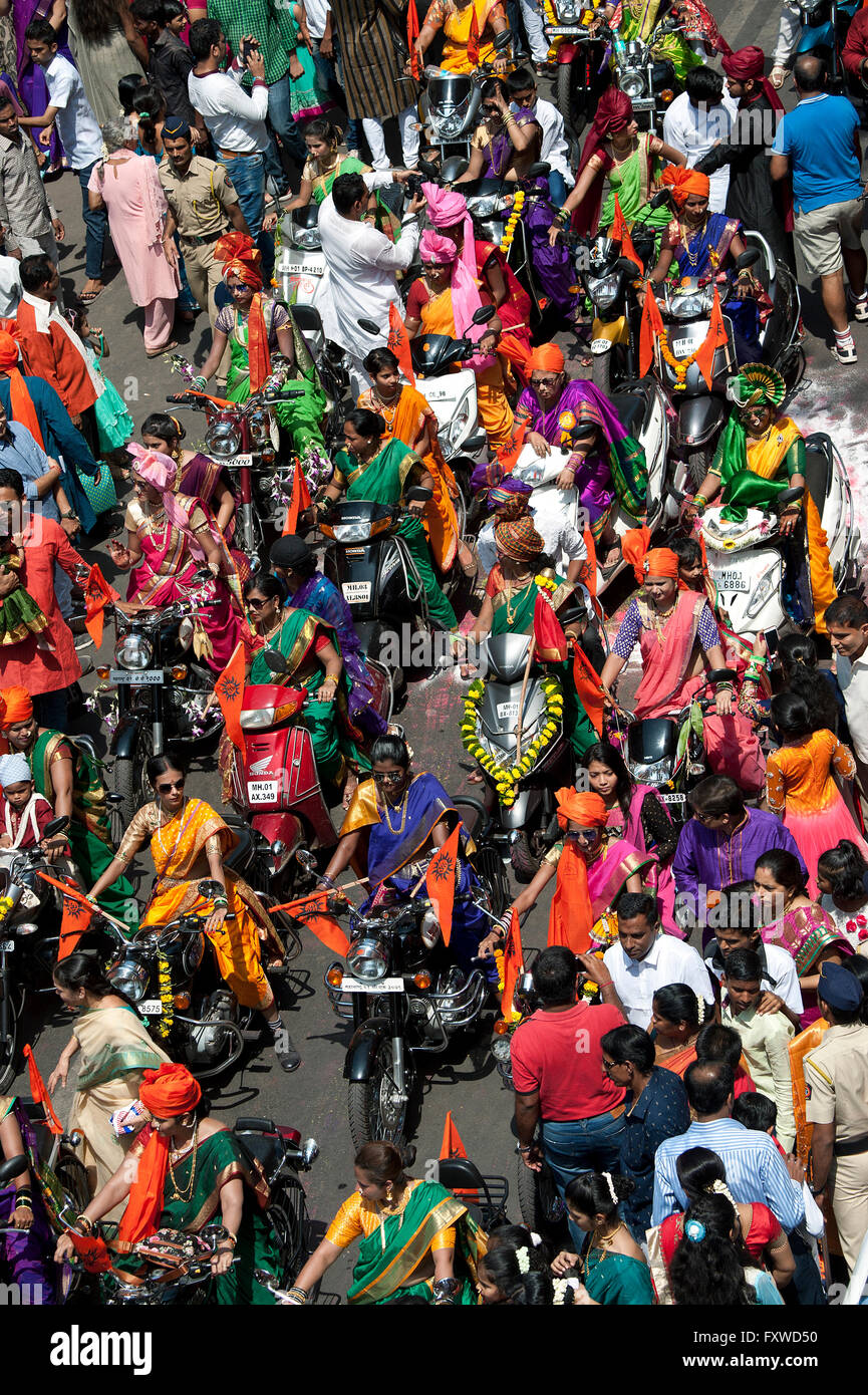 India religious procession hi-res stock photography and images - Alamy