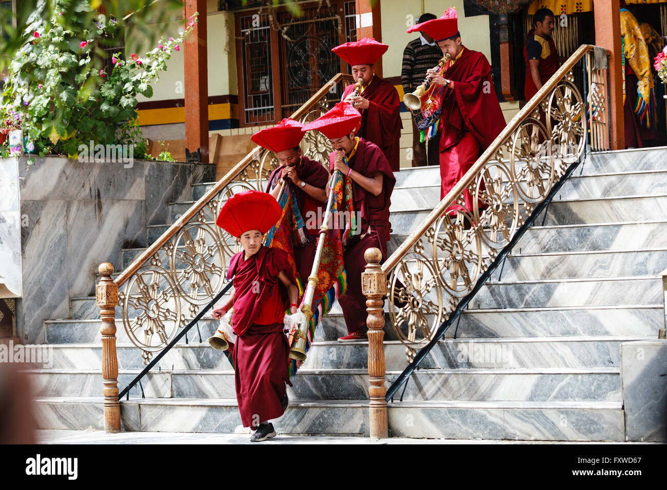 Sikkim traditional music hi-res stock photography and images - Alamy