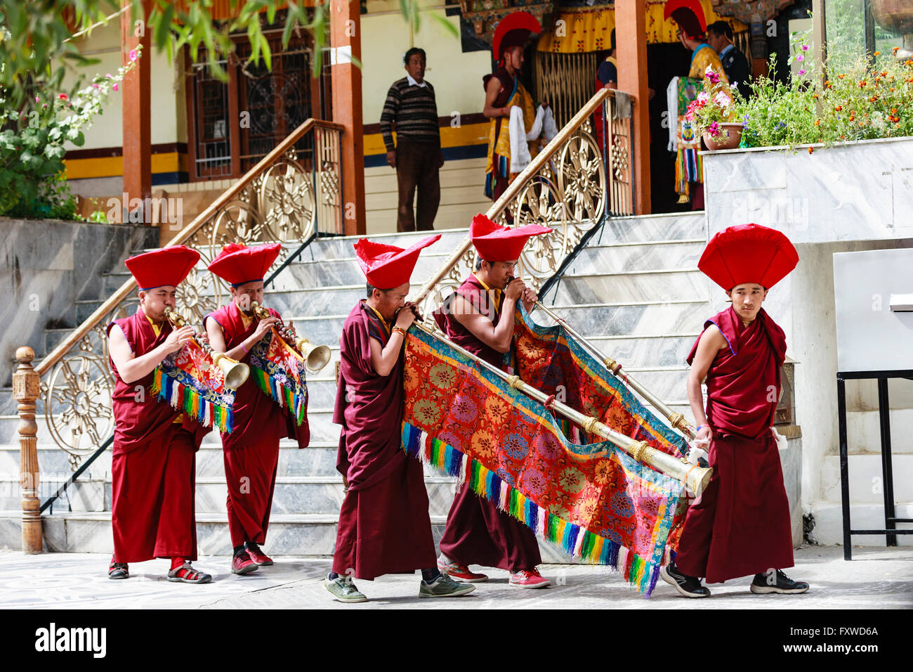 Sikkim traditional music hi-res stock photography and images - Alamy