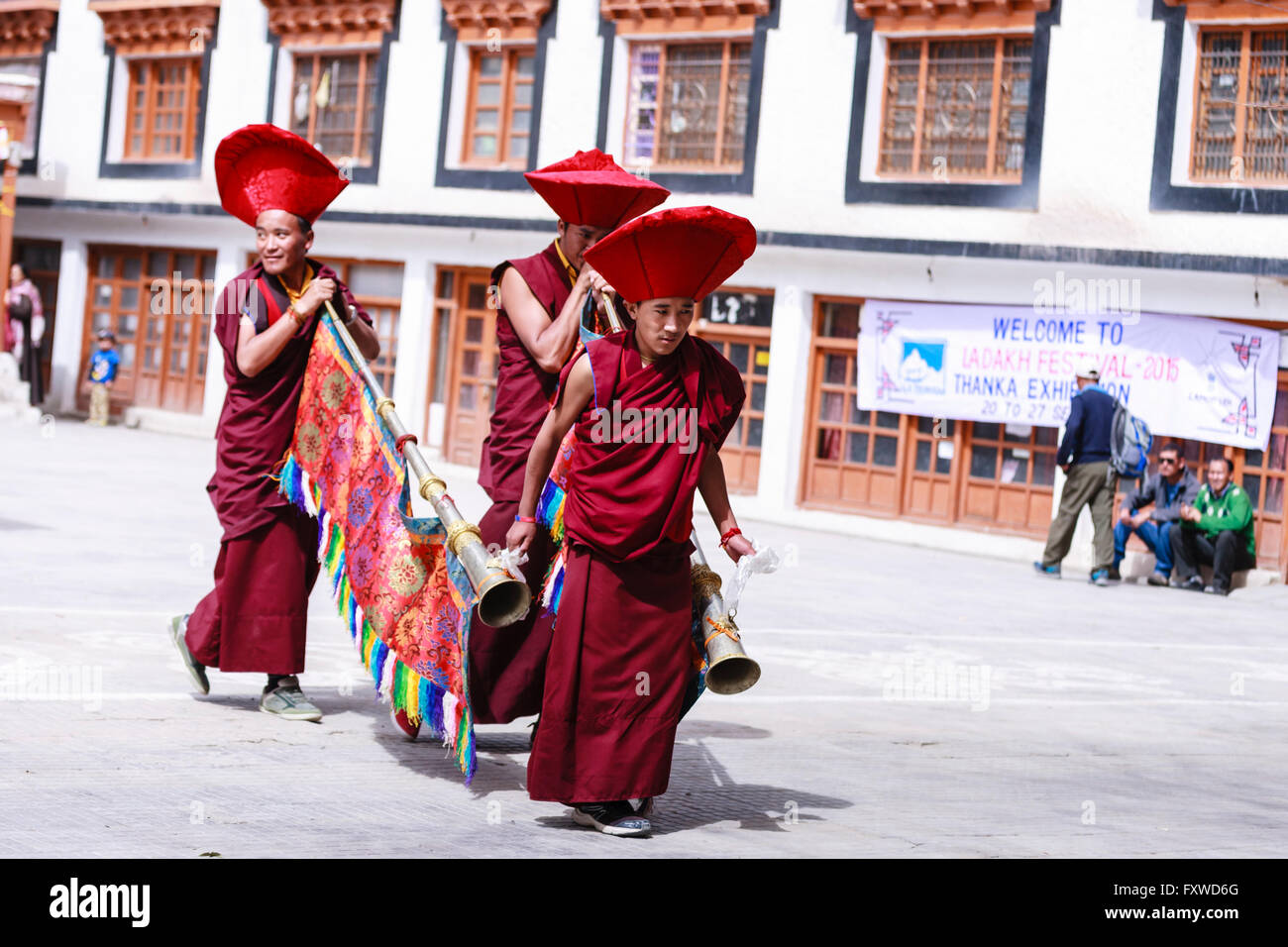Sikkim traditional music hi-res stock photography and images - Alamy