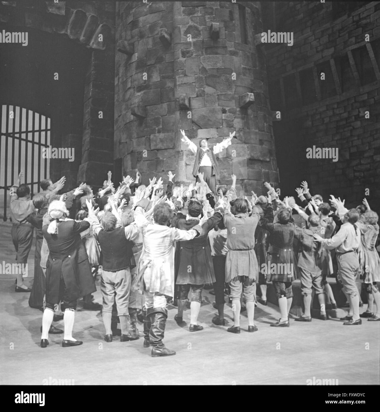 Staatsoper opera house Black and White Stock Photos & Images - Alamy