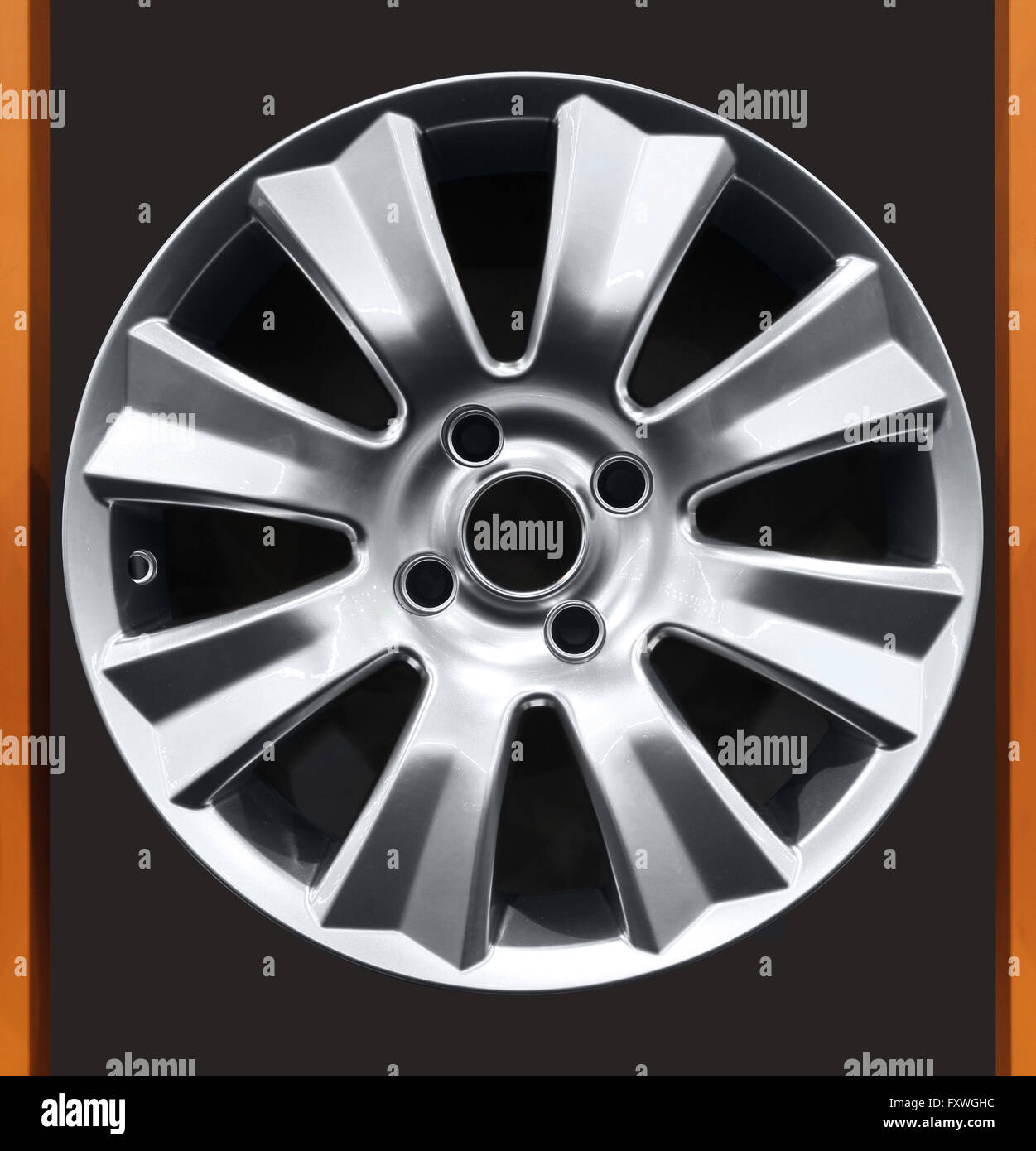 car aluminum wheel Stock Photo - Alamy