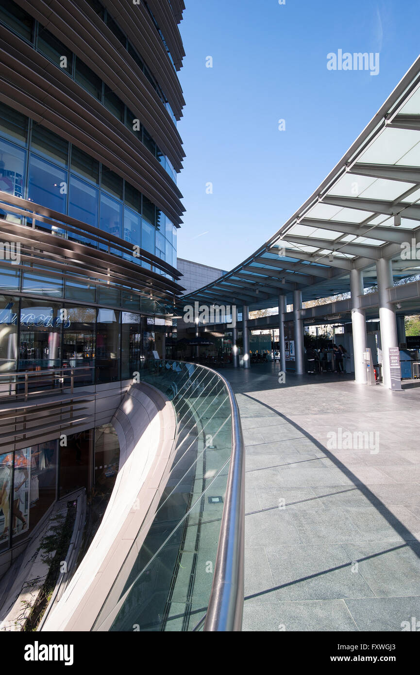 Kanyon shopping mall is one of Istanbul's modern and quite expensive ...