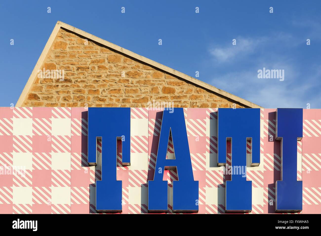 Retail brand hi-res stock photography and images - Alamy