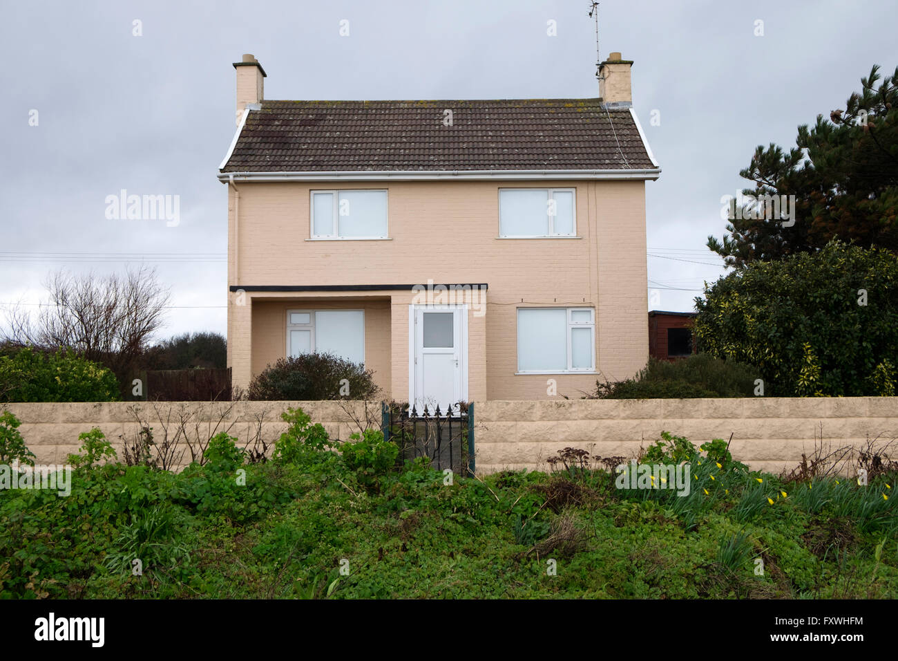 Seaside cottage hi-res stock photography and images - Alamy