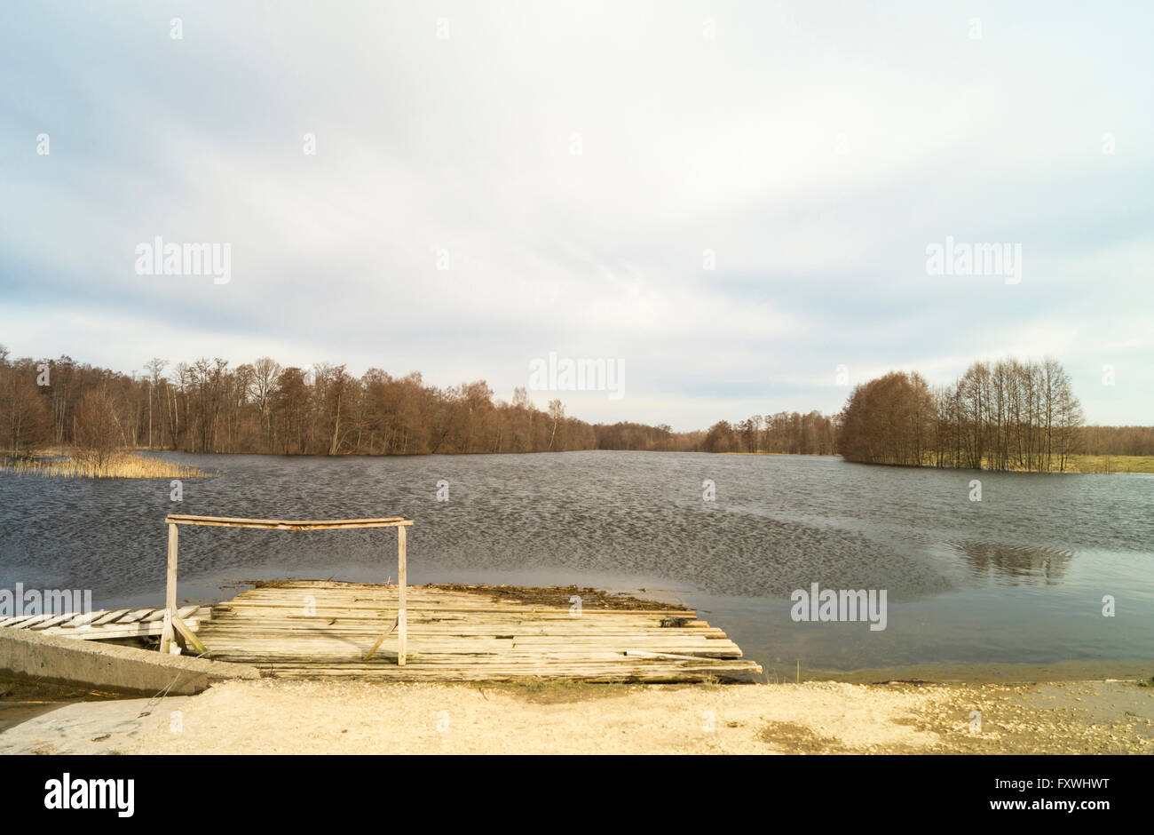 Wooden raft hi-res stock photography and images - Alamy