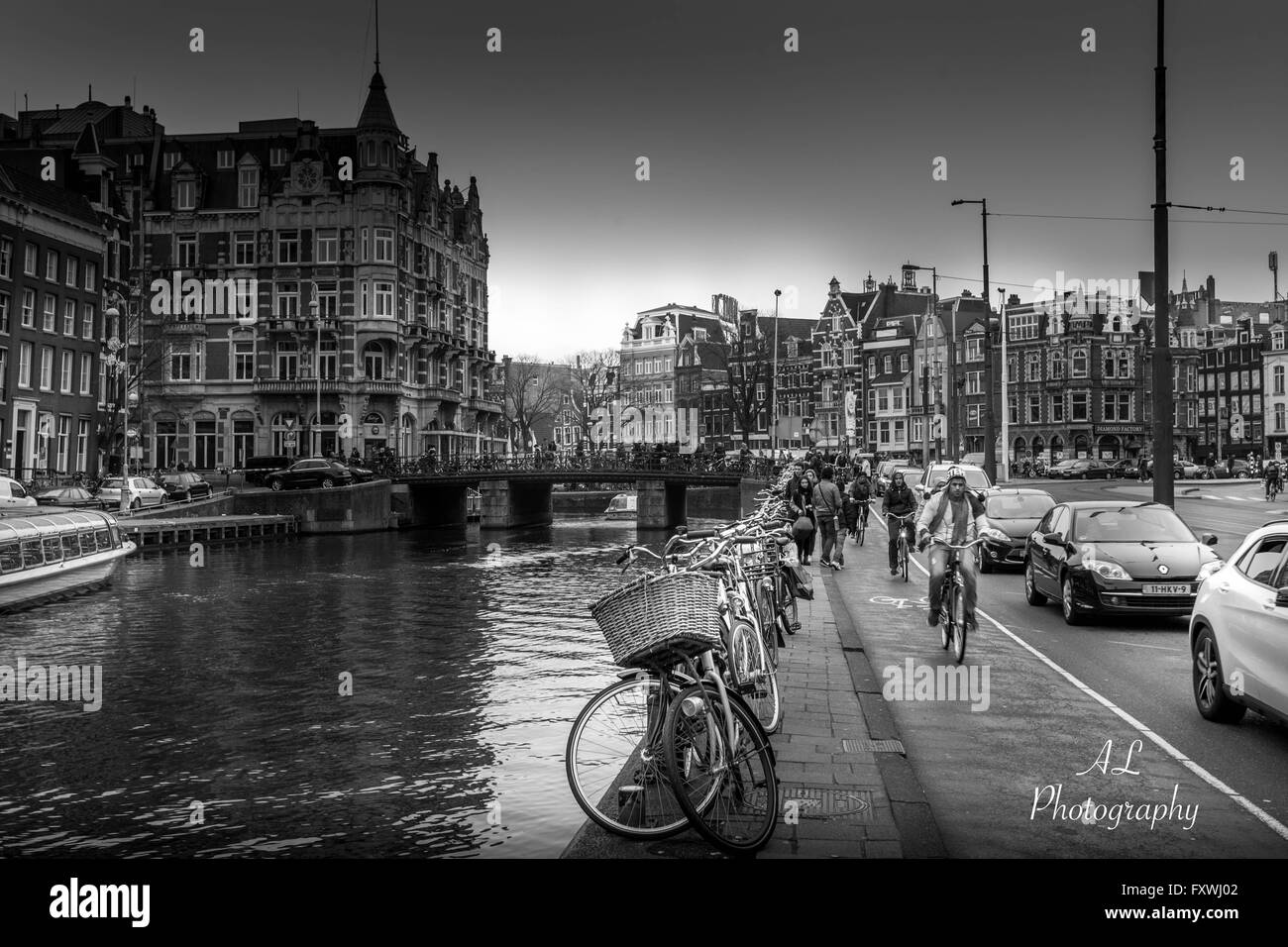 Ring road black construction hi-res stock photography and images - Alamy