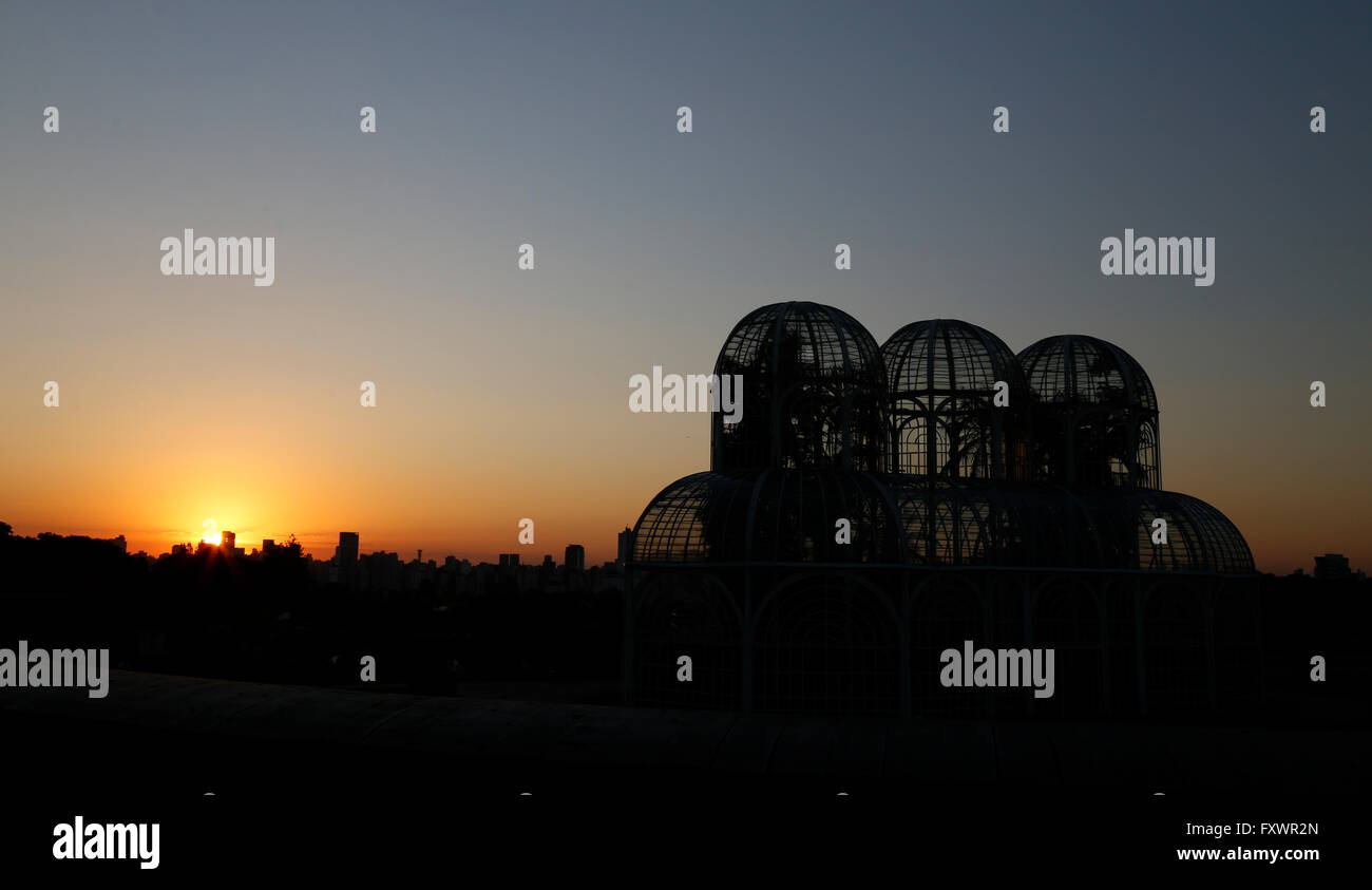 CURITIBA, PR - 18/04/2016: SUNSET BOTANICAL GARDEN - View sunset in the ...