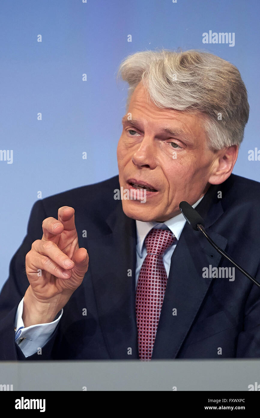 Ingelheim, Germany. 19th Apr, 2016. Boehringer Ingelheim CEO Andreas ...