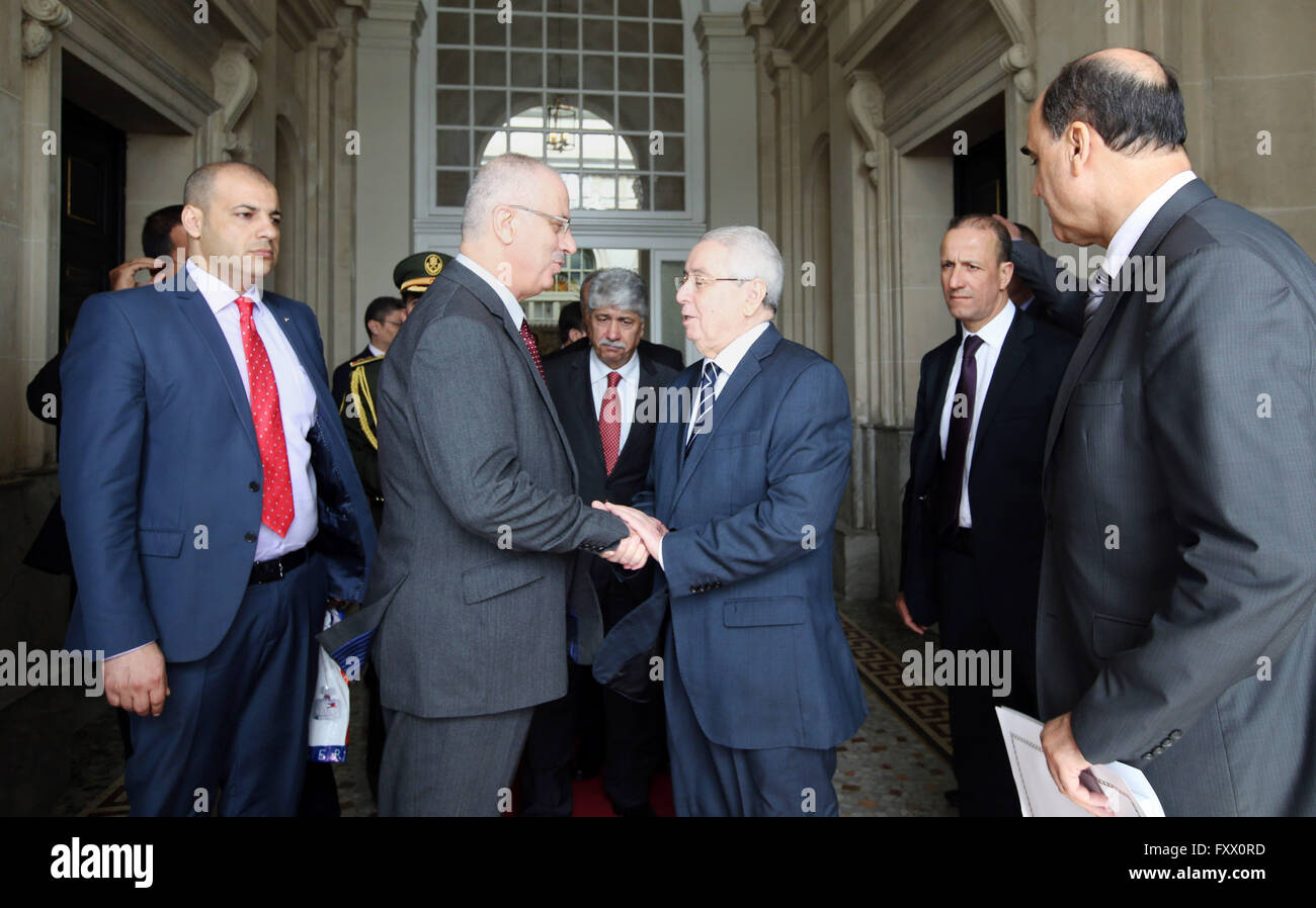 Algerian senate hi-res stock photography and images - Alamy