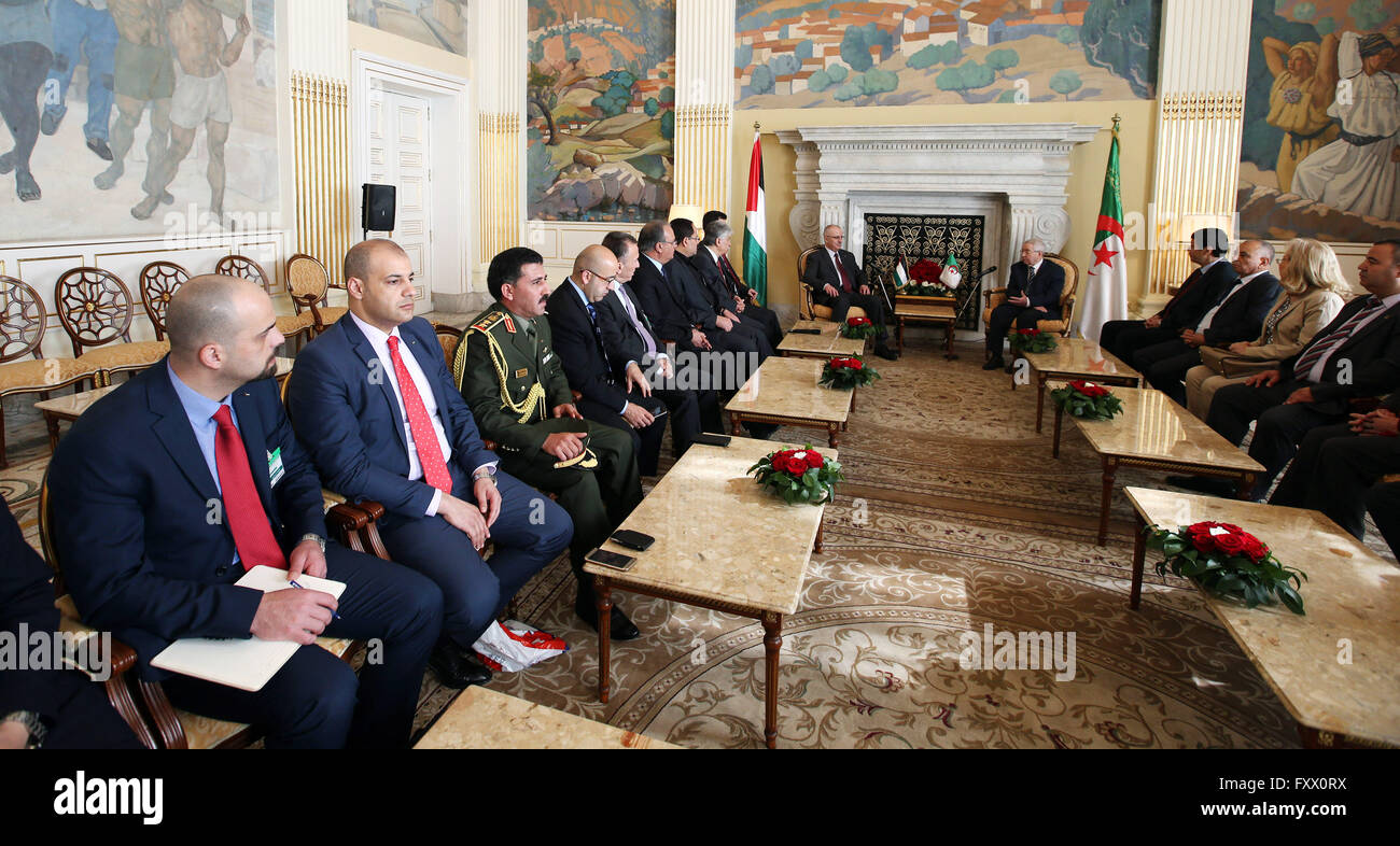 Algerian senate hi-res stock photography and images - Alamy