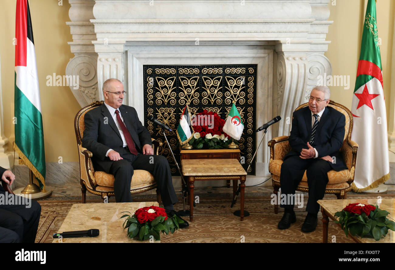 Algerian senate hi-res stock photography and images - Alamy