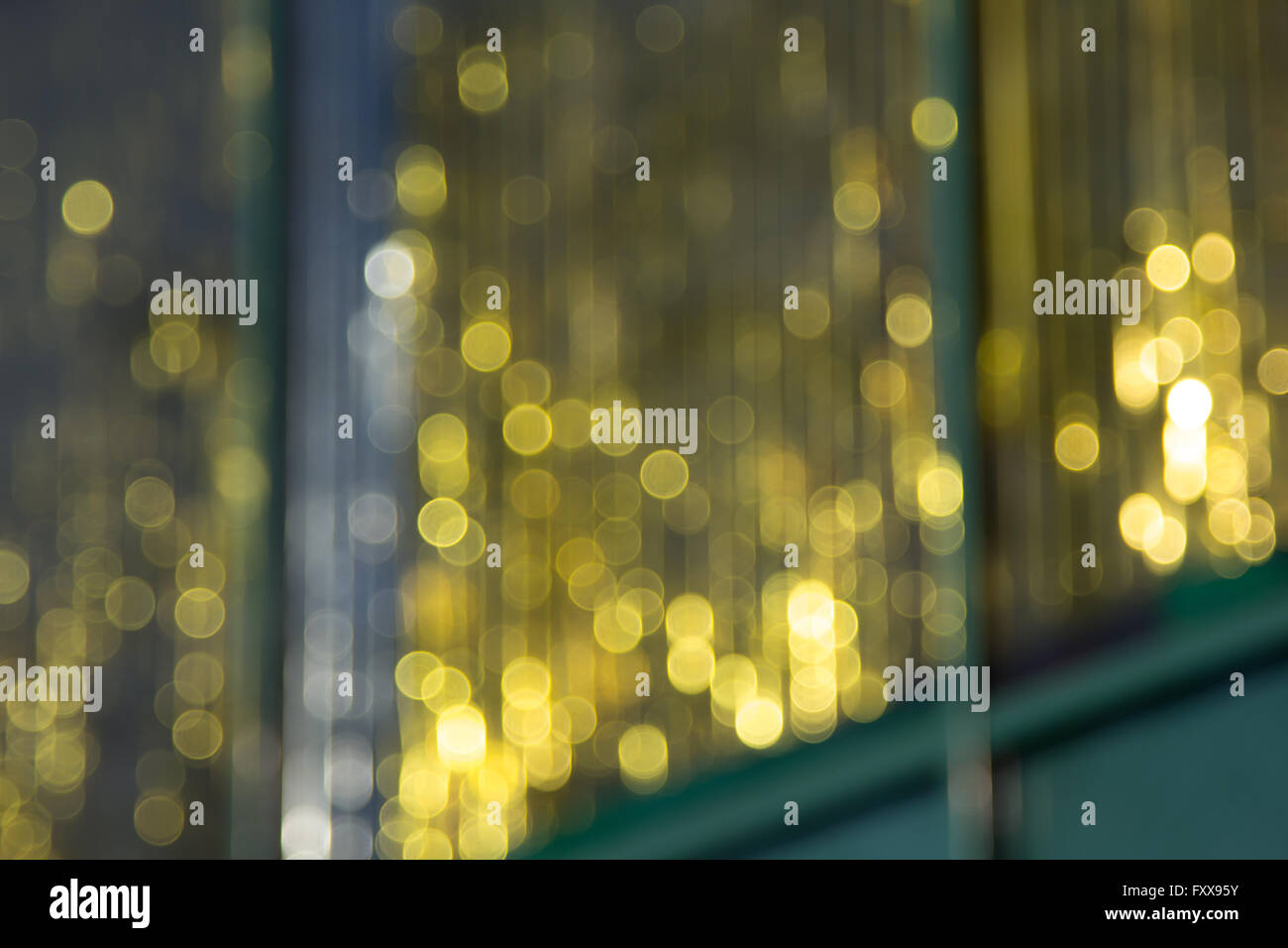 Blur golden circle lights hi-res stock photography and images - Alamy