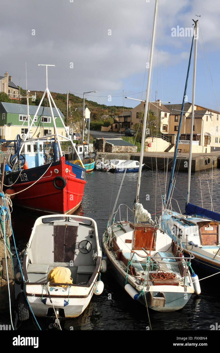 The harbour at Bunbeg in County Donegal, Ireland Stock Photo - Alamy