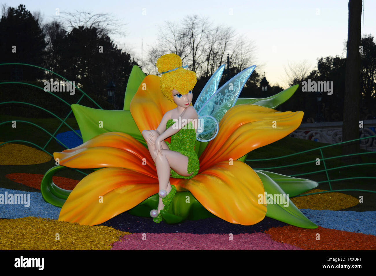 Original Tinkerbell Sitzend