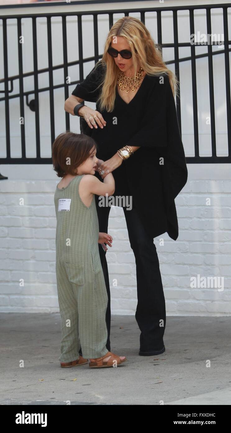 Rachel Zoe leaving Au Fudge restaurant after having lunch with her two ...