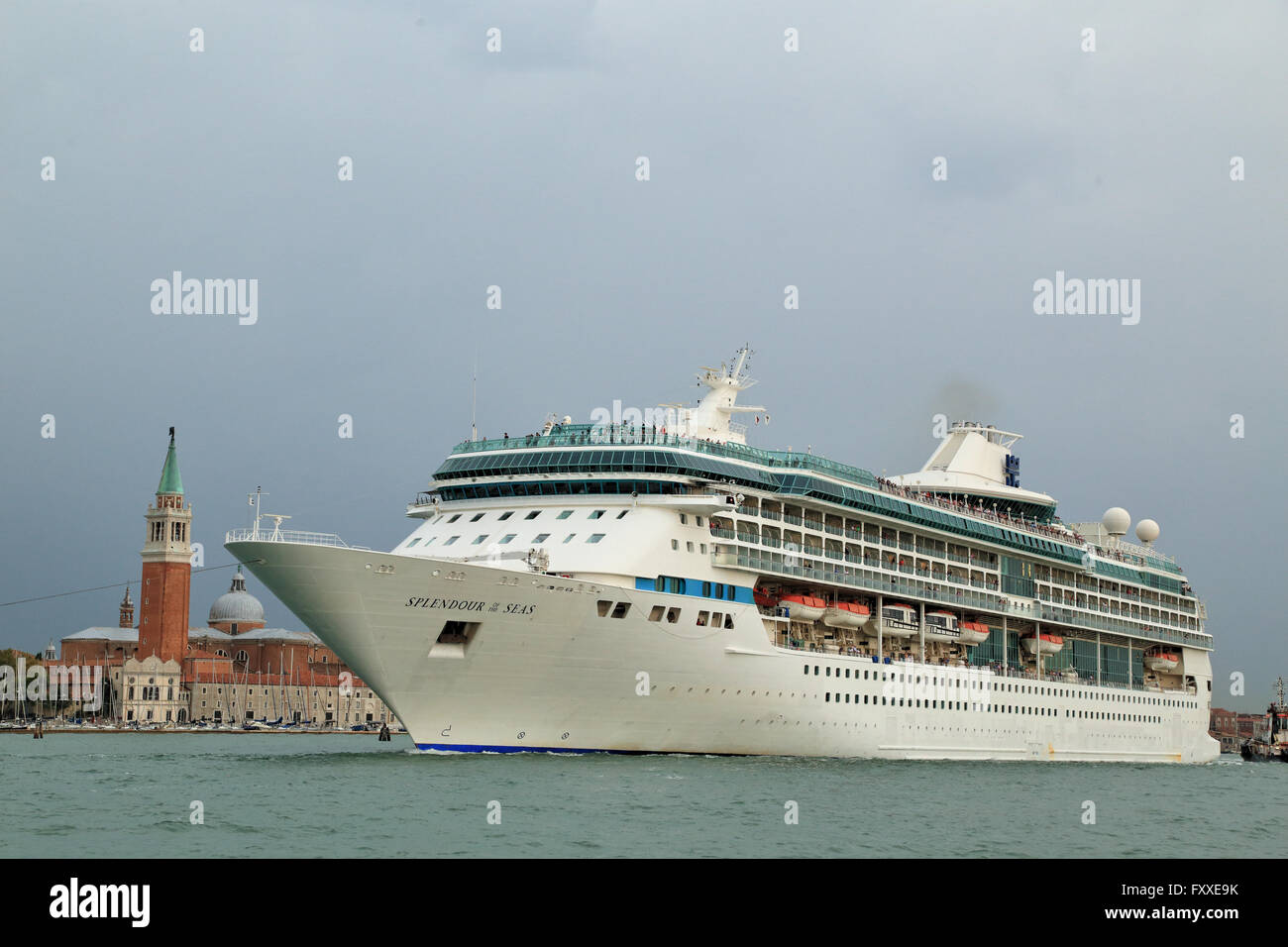 Splendour seas royal caribbean hi-res stock photography and images - Alamy