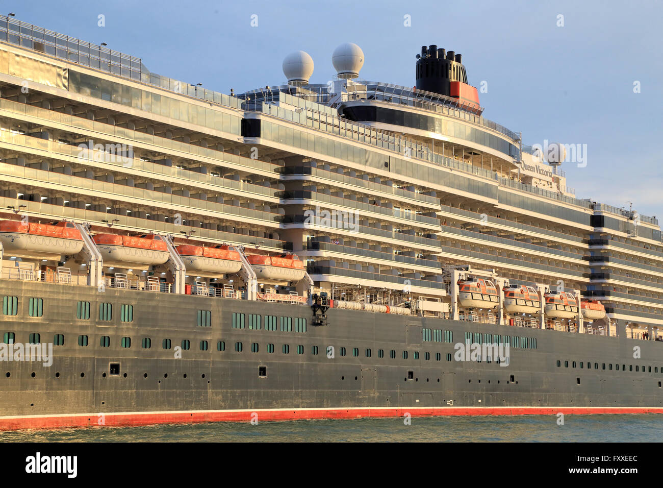 Cruise ship MS Queen Victoria (Cunard Line), IMO 9320556 Stock Photo ...