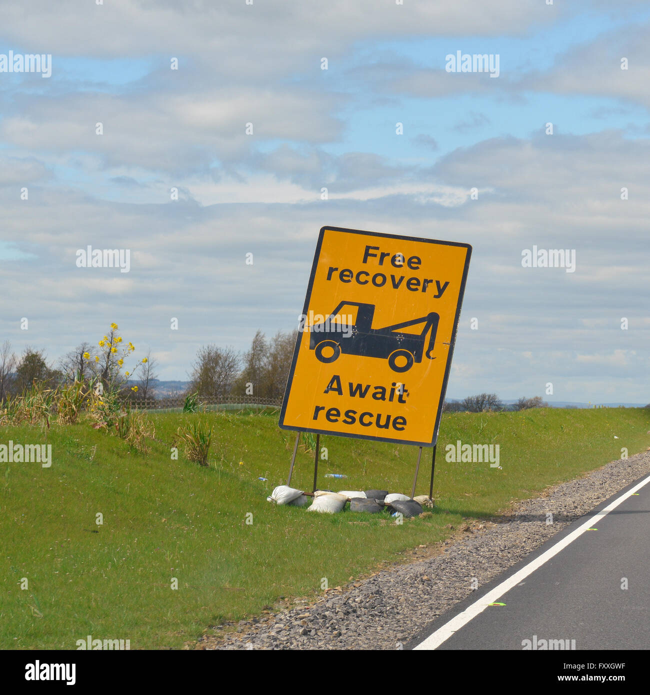 "Free recovery await rescue" sign in roadworks on A1 (M), Yorkshire ...