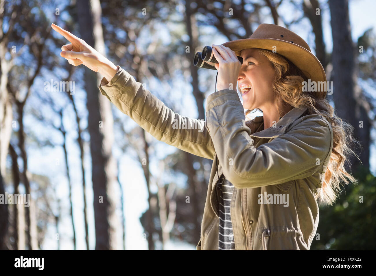 Binoculars gesture hi-res stock photography and images - Alamy