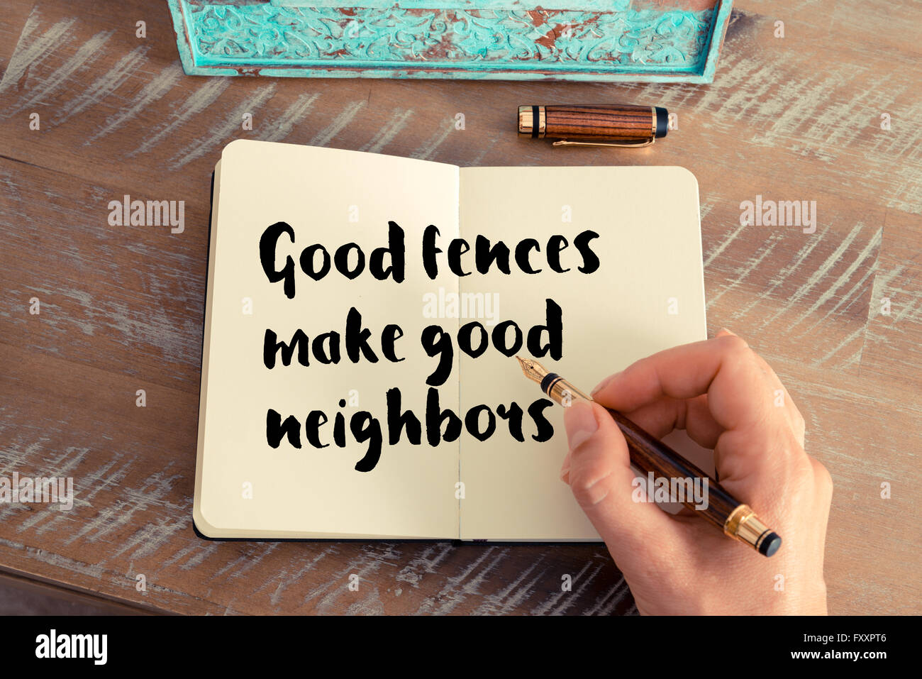 Good fences hi-res stock photography and images - Alamy