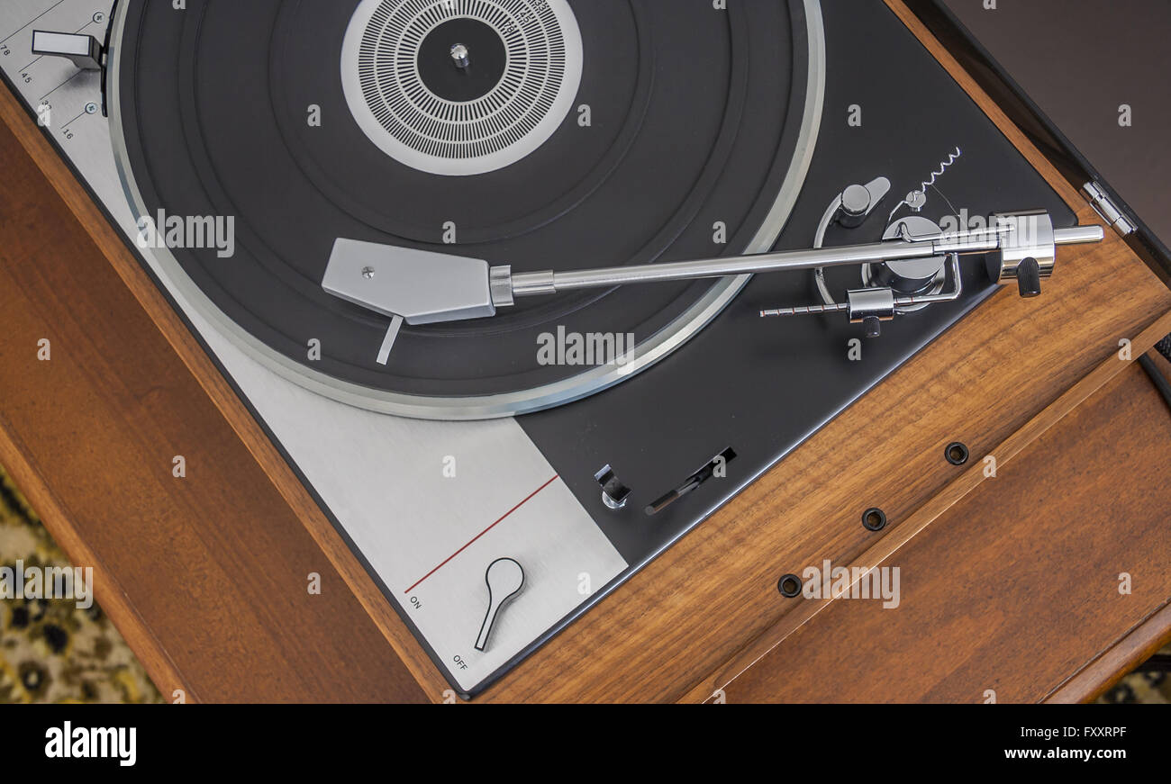 Vintage Stereo Turntable Stock Photo - Alamy
