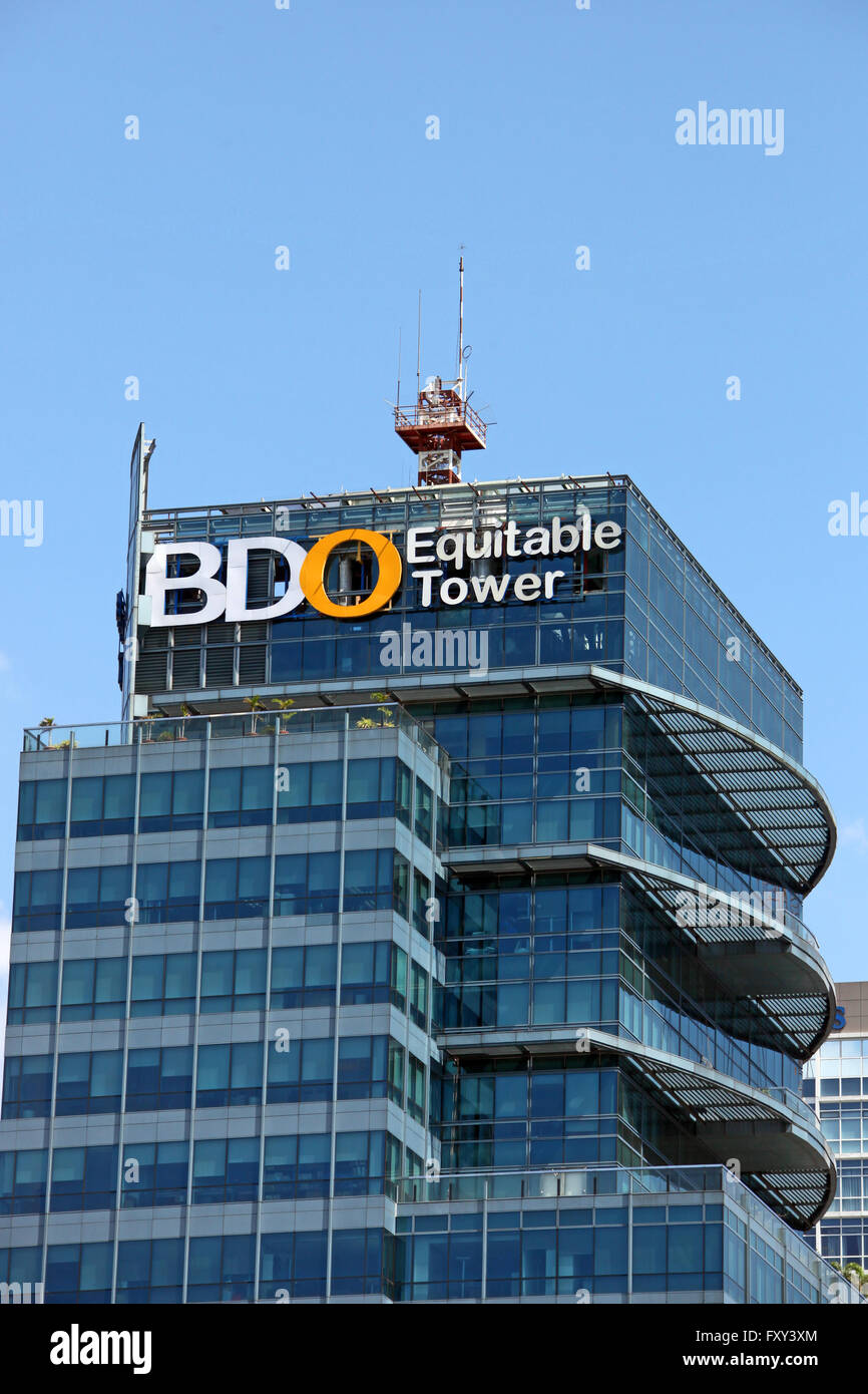 BDO EQUITABLE TOWER MANILA PHILIPPINES ASIA 18 April 2015 Stock Photo ...