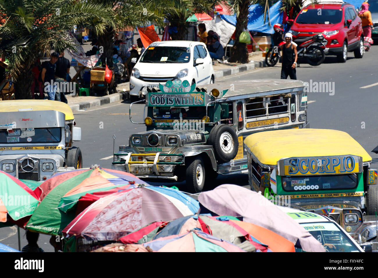 JEEF BUSES & PEDESTRIANS BACLARAN MANILA PHILIPPINES 05 May 2015 Stock ...