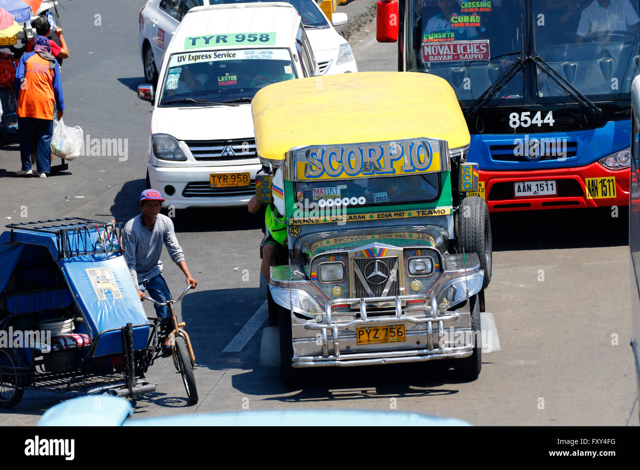PEDEL TRIKE & JEEF BUS JOINS TRAFFIC BACLARAN MANILA PHILIPPINES 05 May ...