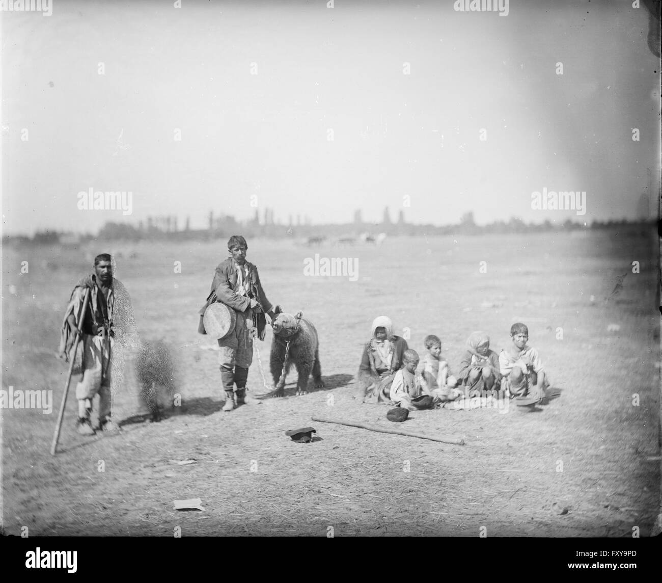 Sinti roma hi-res stock photography and images - Alamy