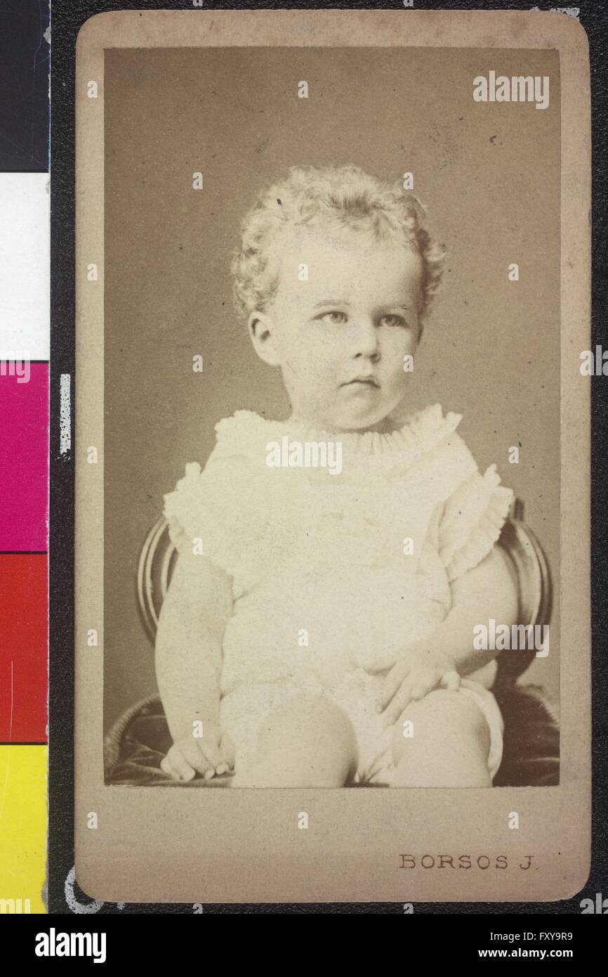 Kid kids child children infant infants hi-res stock photography and ...