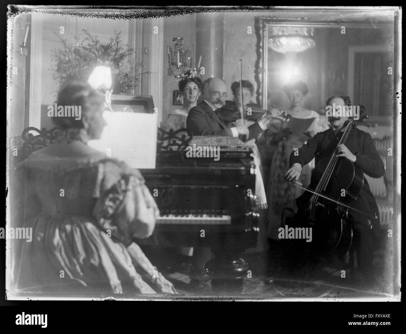Hausmusik High Resolution Stock Photography and Images - Alamy