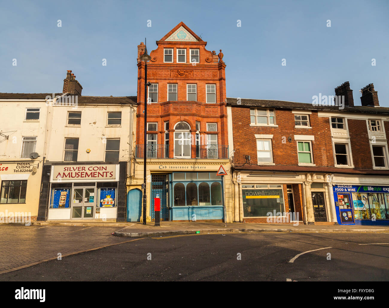 Chamfered facade hi-res stock photography and images - Alamy