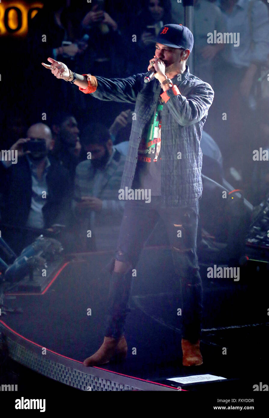 Rapper Big Sean Celebrates Birthday with Drai's LIVE Performance at ...