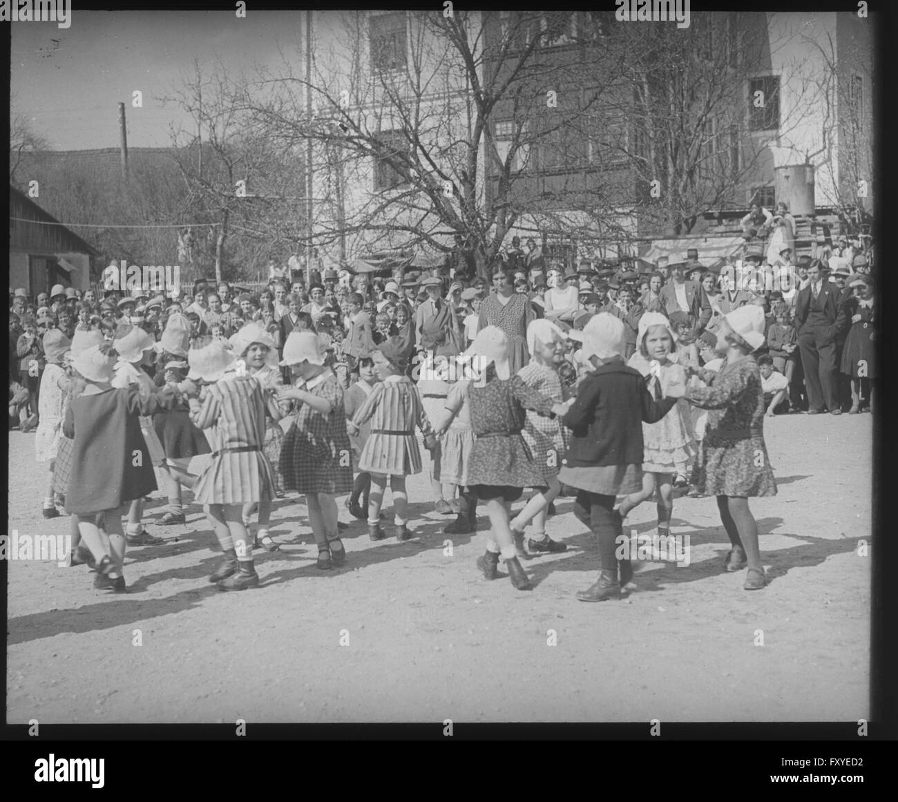 1918 school children hi-res stock photography and images - Alamy