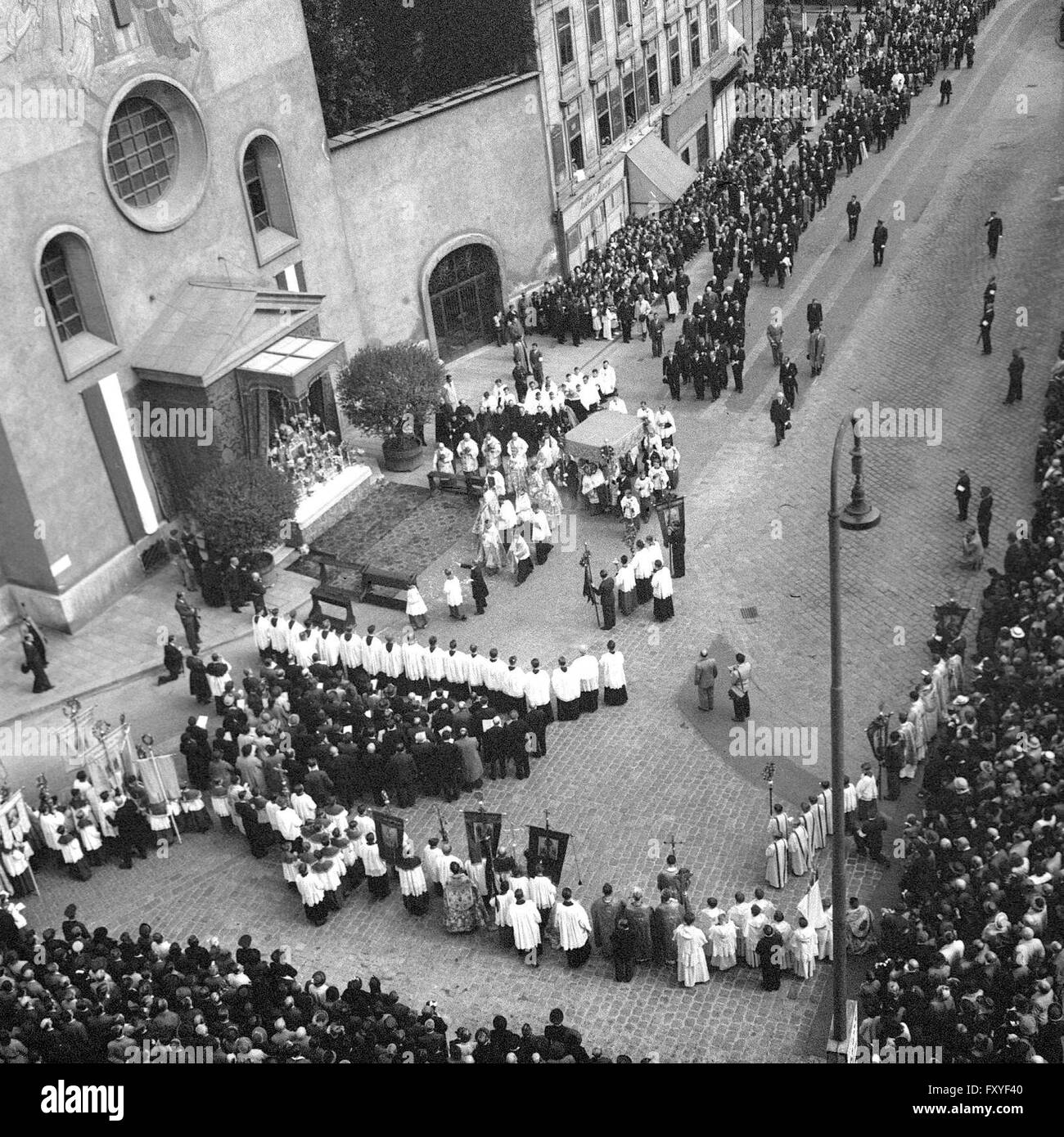 Fronleichnam High Resolution Stock Photography and Images - Alamy