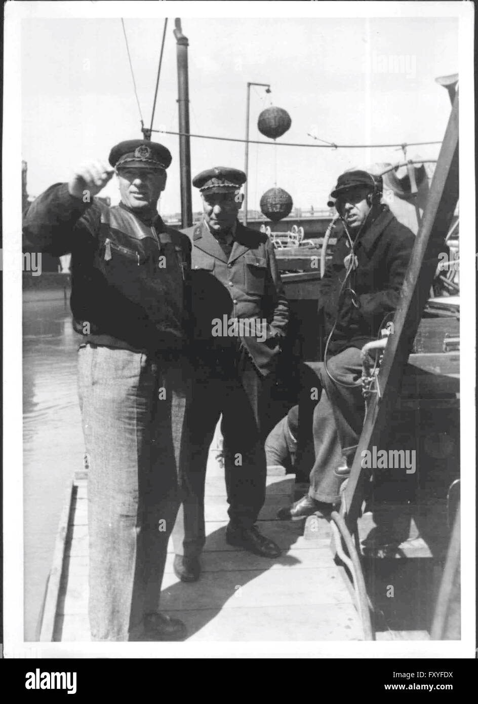 1950s diver hi-res stock photography and images - Alamy