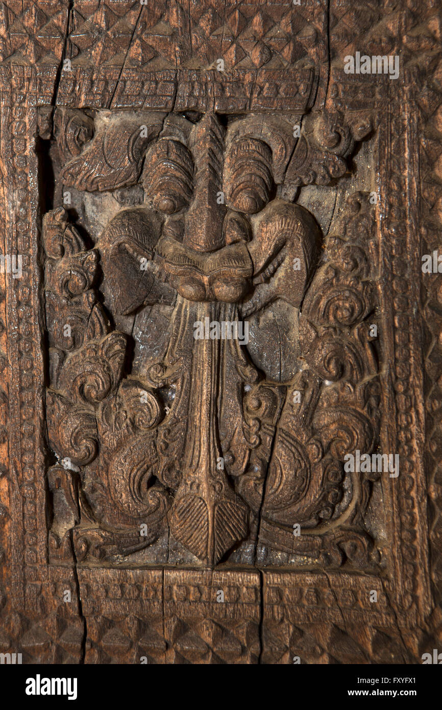 Wood Carving Sri Lanka Stock Photos & Wood Carving Sri Lanka Stock ...