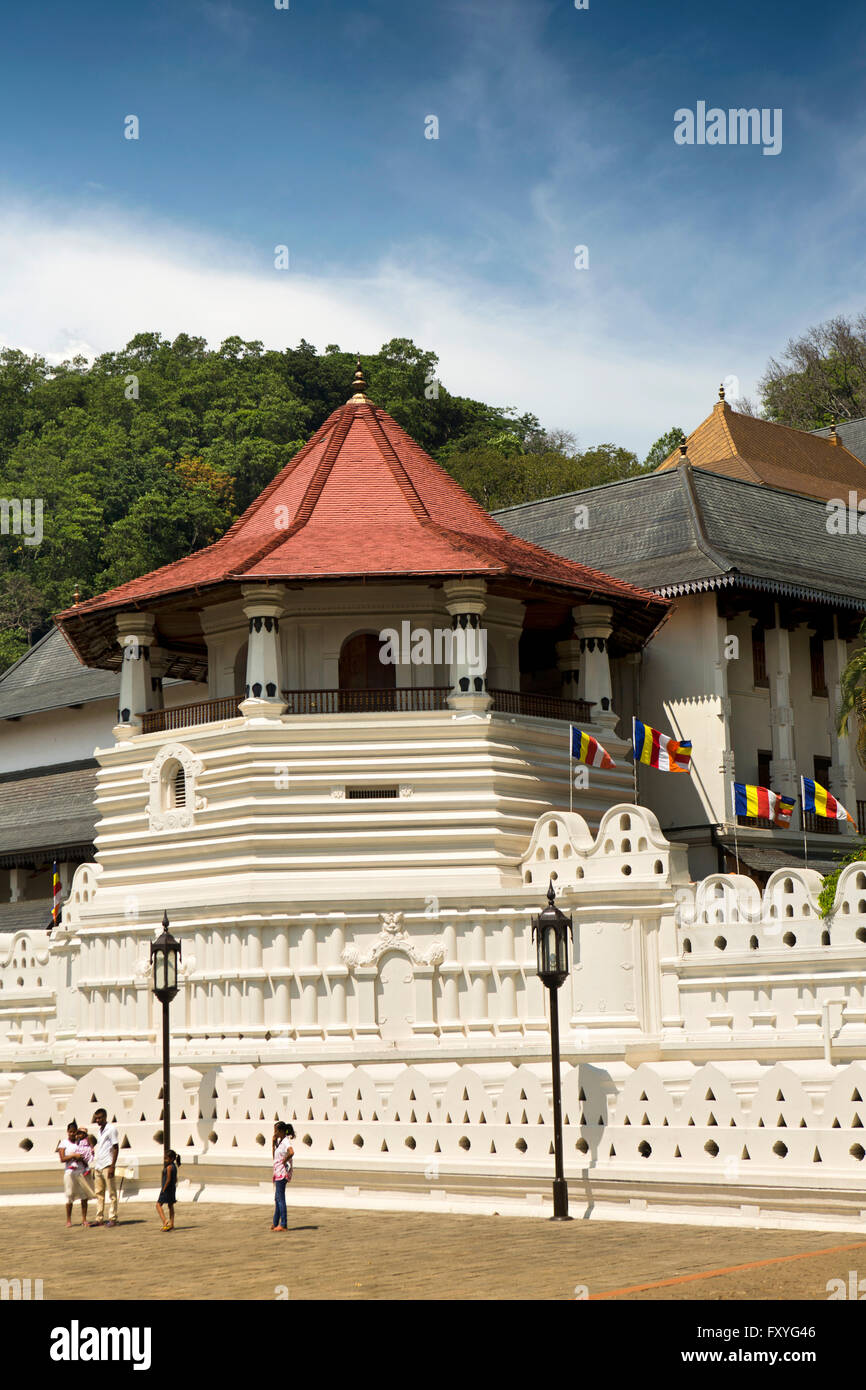 Sri Lanka, Kandy, Temple of the Tooth Relic, Dalada Maligawa, exterior Stock Photo - Alamy