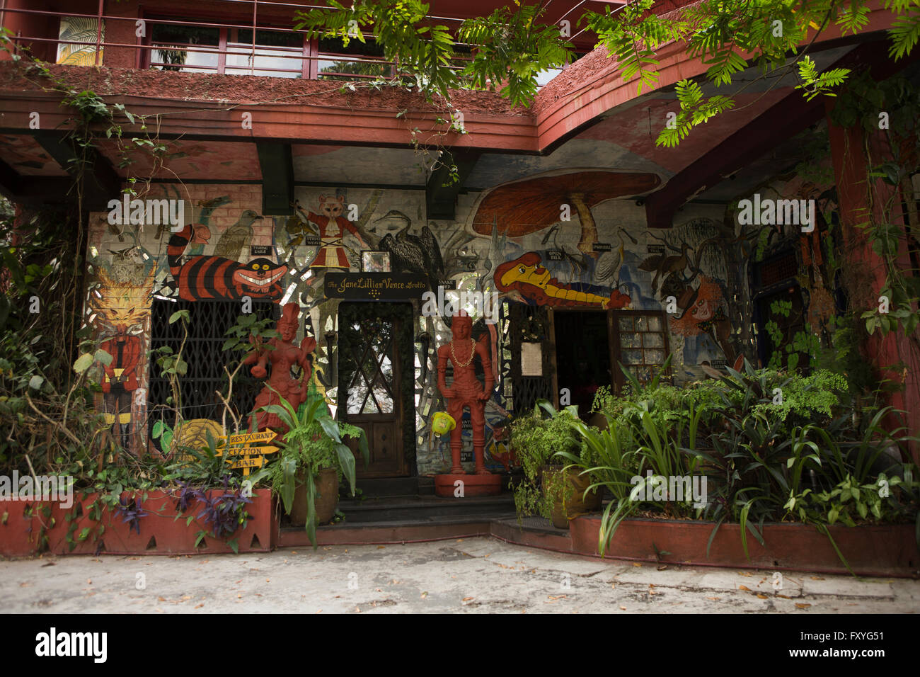 Sri Lanka, Kandy, Helga’s Folly, unique hotel entrance Stock Photo - Alamy