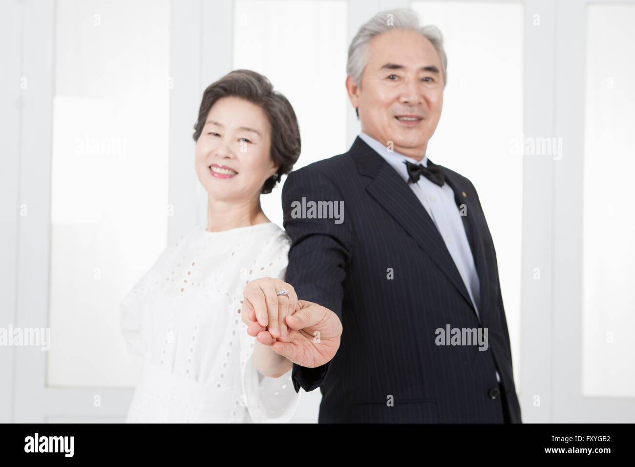 Old camera front back hi-res stock photography and images - Alamy