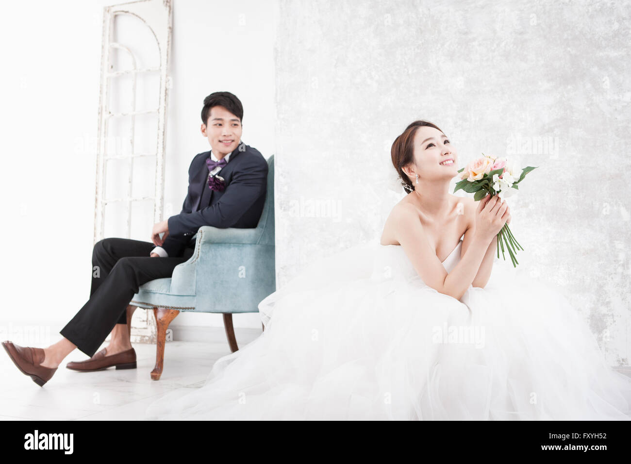 Wedding bouquet on a chair hi-res stock photography and images - Alamy